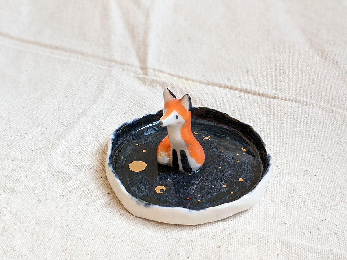 Night Sky Fox dish – Kness