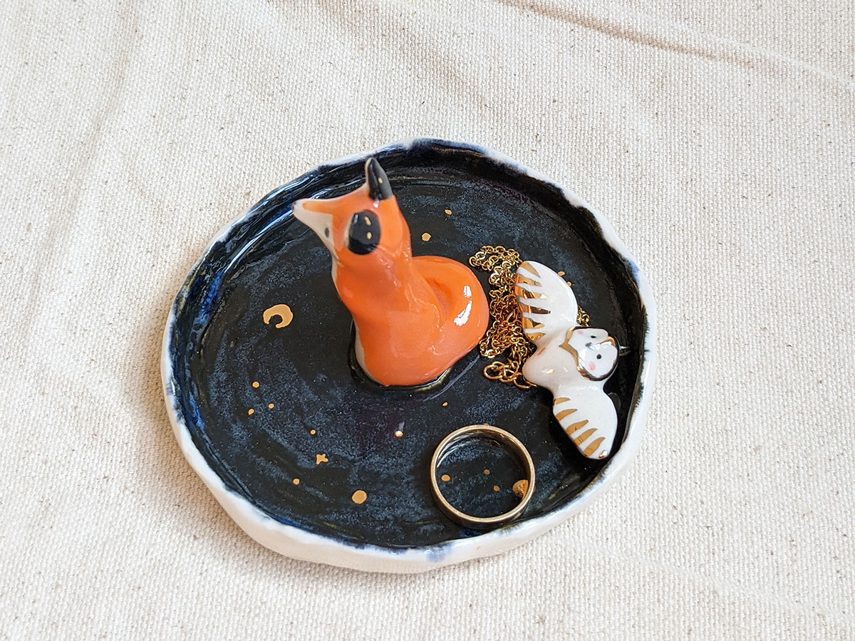 Night Sky Fox dish – Kness