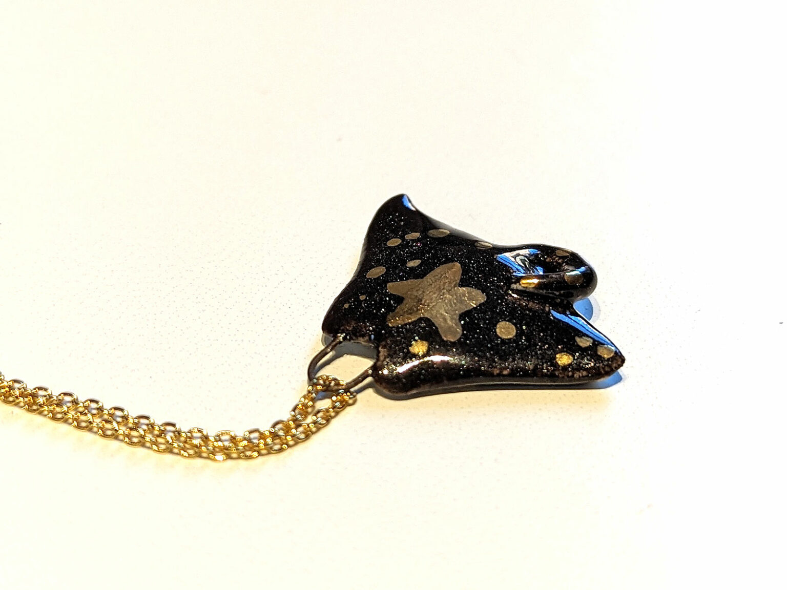 Nightsky Manta Ray Pendant - Kness