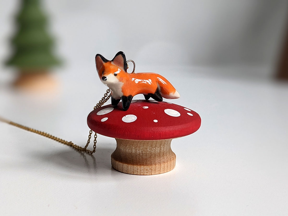 Red Fox Porcelain Pendant - Kness