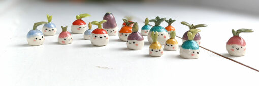 A Beginner's Guide to Underglazes - Kness